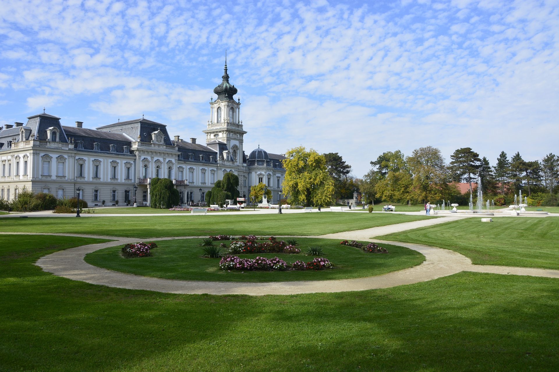 Festetics-kastély, Keszthely- 20% kedvezmény - Oil! Benzinkutak